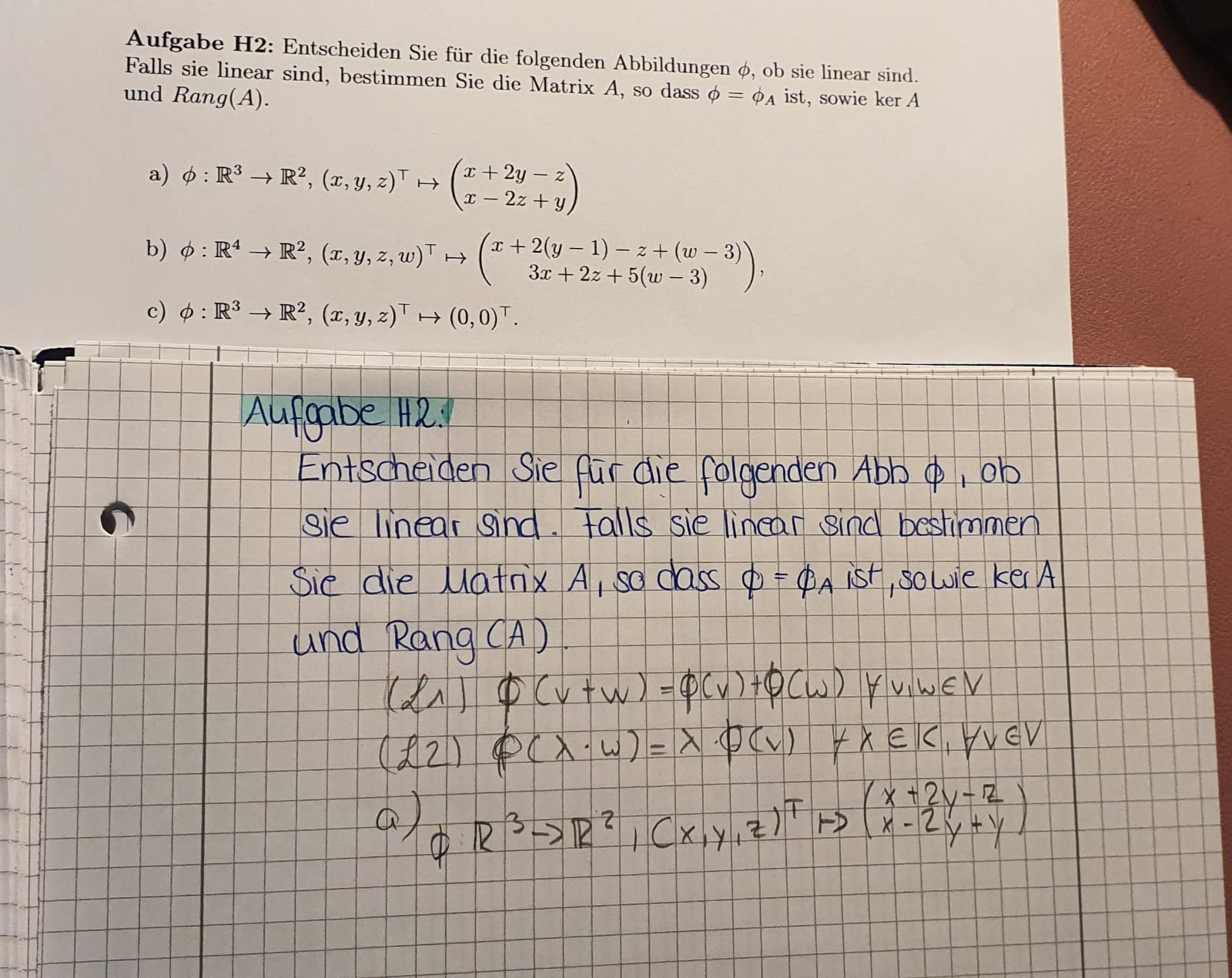 www.mathefragen.de - Wie bestimme ich die ob die Abbildung linear ist,